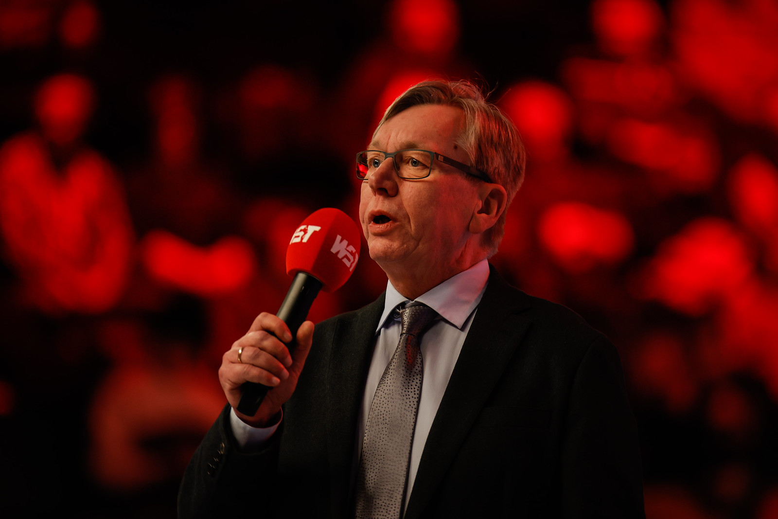 Ferguson Pays Tribute to Rolf Kalb on Snooker Retirement - WPBSA
